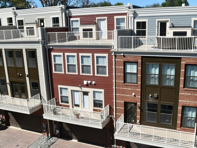 Duradek | Vinyl Decking - Roof & Deck Waterproof Solutions